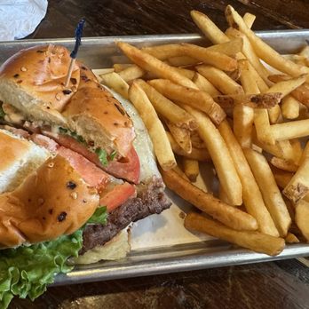 NITTY GRITTY - Updated December 2025 - 143 Photos & 273 Reviews - 223 N ...