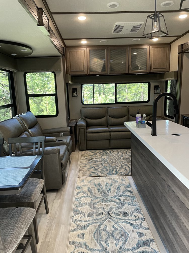 HAPPY DAZE RV’S - LIVERMORE - Updated July 2024 - 54 Photos & 155 ...