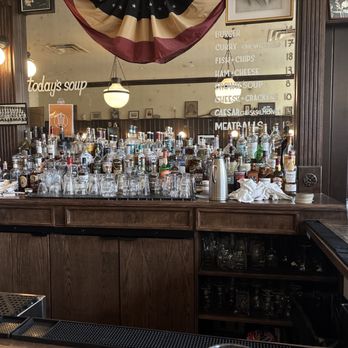 BISHOP QUIGLEY - Updated December 2025 - 58 Photos & 41 Reviews - 1810 ...