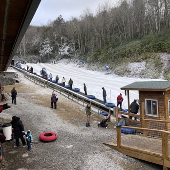 JONAS RIDGE SNOW TUBING - Updated January 2026 - 20 Photos & 19 Reviews ...
