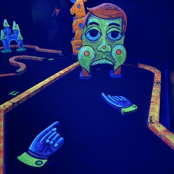 PUTTING EDGE - Updated June 2025 - 35 Photos & 23 Reviews - 1259 Rue ...