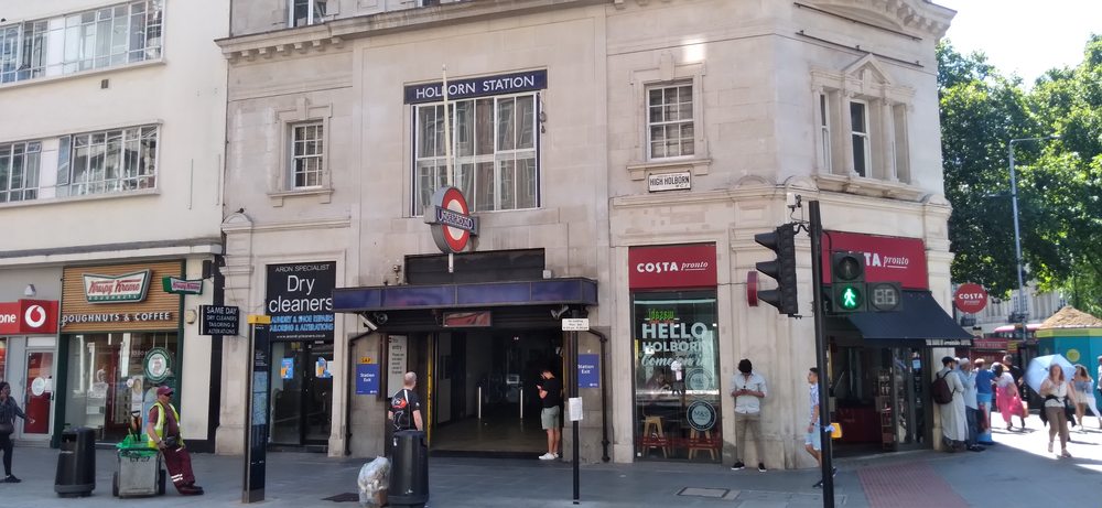 HOLBORN TUBE STATION - Updated July 2025 - 25 Photos & 17 Reviews - 88 ...