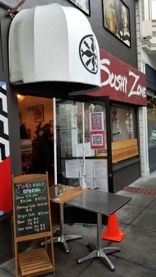 SUSHI ZONE - Updated May 2025 - 547 Photos & 1128 Reviews - 1815 Market ...