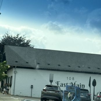 EAST MAIN KITCHEN - Updated September 2025 - 139 Photos & 110 Reviews ...