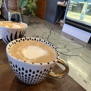 MAKARIO COFFEE ROASTERS - Updated October 2024 - 417 Photos & 274 Reviews - 2613 Colby Ave ...