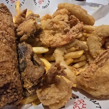 CAPT LOUI - Updated December 2025 - 140 Photos & 98 Reviews - 4070 ...