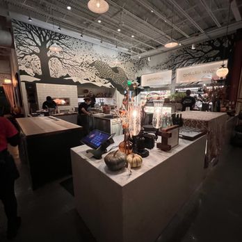 LITTLE SAINT - Updated March 2025 - 930 Photos & 272 Reviews - 25 North ...