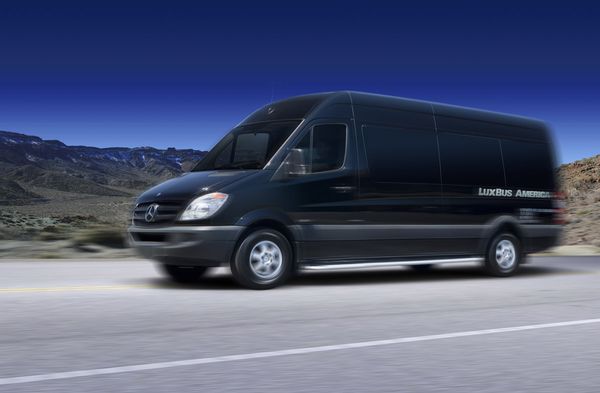 LUX BUS AMERICA - CHARTER BUS - 10 Photos - 560 Lincoln Ave, San Jose ...