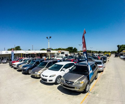HERNANDEZ AUTO SALES - Updated December 2025 - 21 Photos - 2304 E Main ...