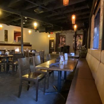 HOOD SUPPLY CO BAR AND GRILL - Updated January 2025 - 82 Photos & 43 ...