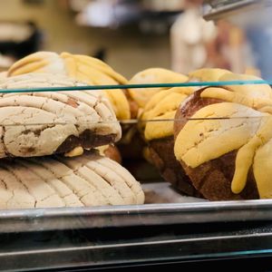 PINK ELEPHANT BAKERY - 222 Photos & 258 Reviews - 415 S King Rd, San ...