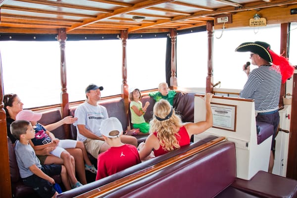 THE PIRATE BOAT RIDE - Updated December 2025 - 33 Photos & 37 Reviews ...