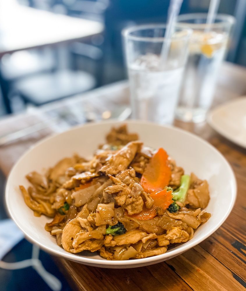 THAI THAI ASIAN BISTRO - Updated May 2025 - 146 Photos & 217 Reviews ...