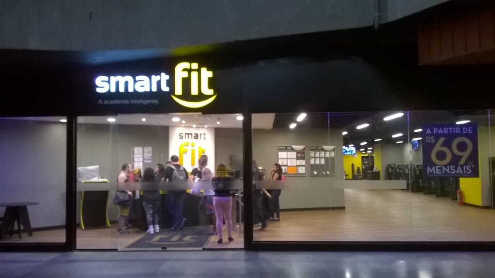 SMART FIT - Updated May 2024 - Largo da Carioca, Rio de Janeiro - RJ ...