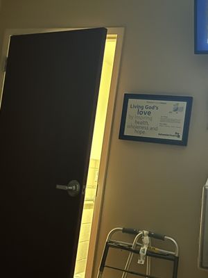 ADVENTIST HEALTH SIMI VALLEY - Updated January 2026 - 55 Photos & 325 ...