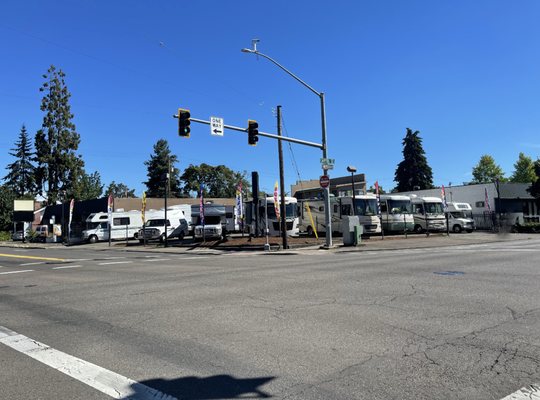 WORLD OF RVS - Updated October 2025 - 12 Photos - 1190 Capitol St NE ...