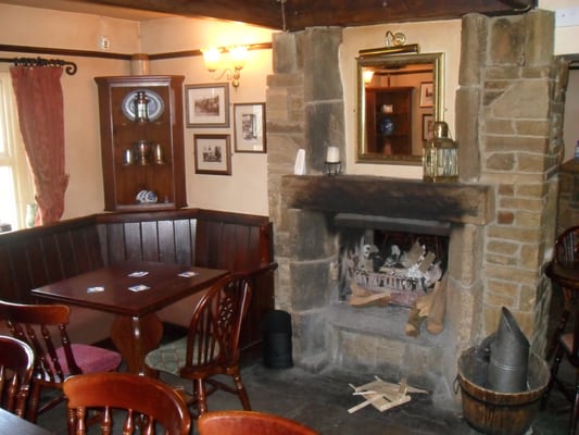 BEEHIVE INN - Updated October 2025 - 13 Photos - Hob Lane, Sowerby ...