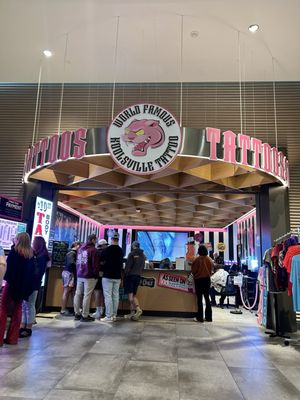 KOOLSVILLE TATTOO - Updated April 2025 - 16 Photos - 2548 W Desert Inn ...