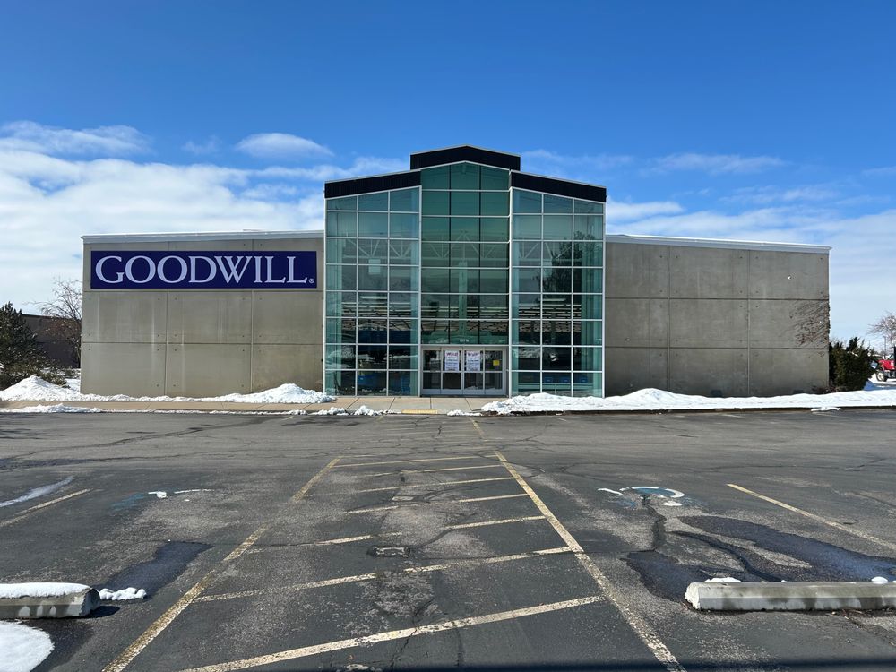 GOODWILL STORE - Updated December 2025 - 10 Photos - 1617 N Main St ...