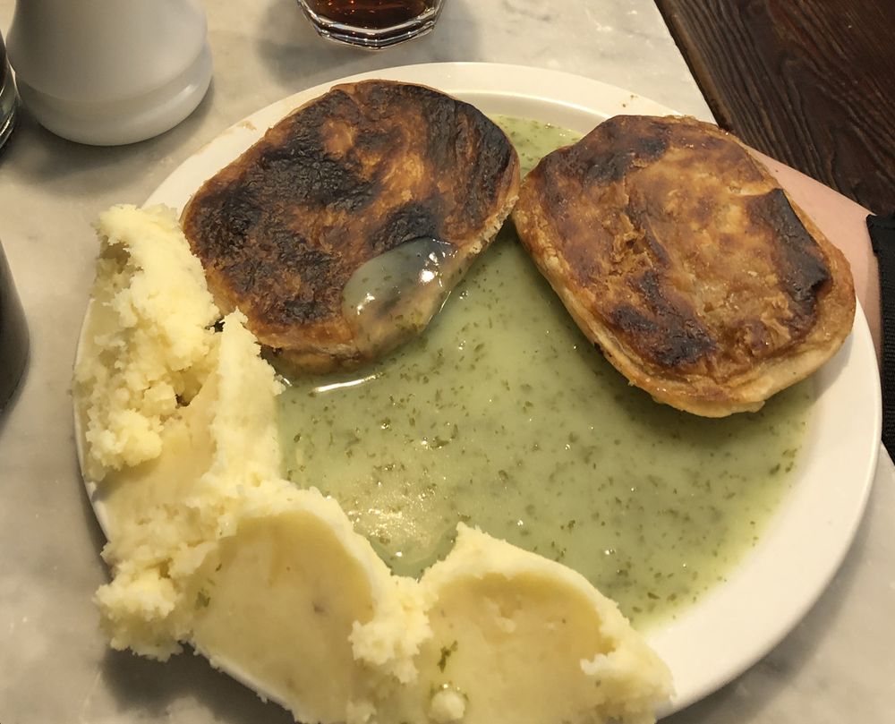 M MANZE - Updated July 2024 - 44 Photos & 18 Reviews - 87 Tower Bridge ...