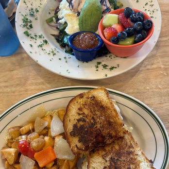 MAMA’S ON 39 - 3785 Photos & 5129 Reviews - 21022 Beach Blvd ...