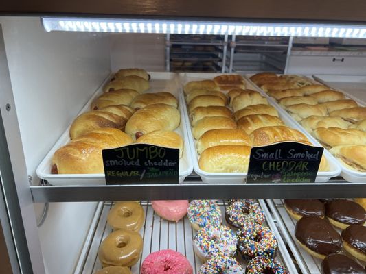 FRESH DONUTS - Updated October 2025 - 22 Photos - 10940 Parallel Pkwy ...