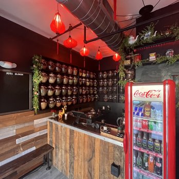 POTS - Updated December 2025 - 64 Photos & 31 Reviews - 77 Main St ...