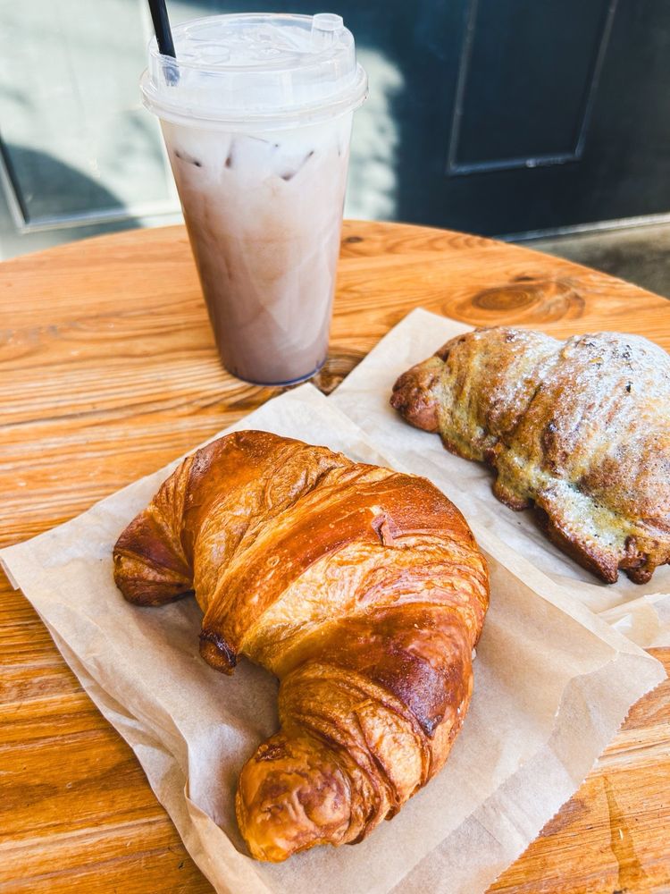 CAFFE MIRA - Updated August 2025 - 62 Photos & 33 Reviews - 1225 ...