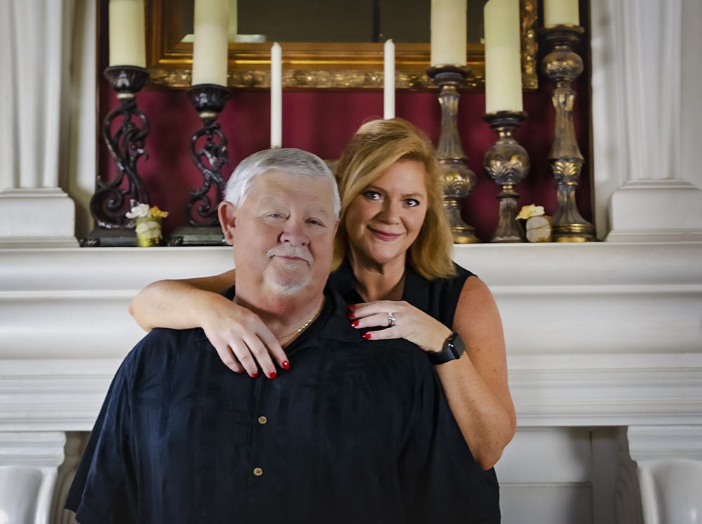 WHITE HOUSE CUSTOM COLOUR - Updated October 2025 - 22 Photos & 45 ...