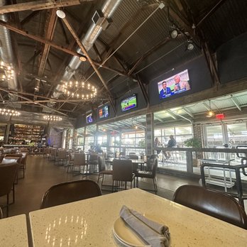 COURTSIDE KITCHEN - Updated November 2024 - 70 Photos & 47 Reviews ...