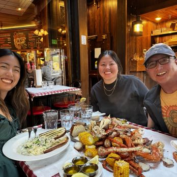 THE CRAB POT - Updated August 2024 - 3008 Photos & 2716 Reviews - 1301 ...