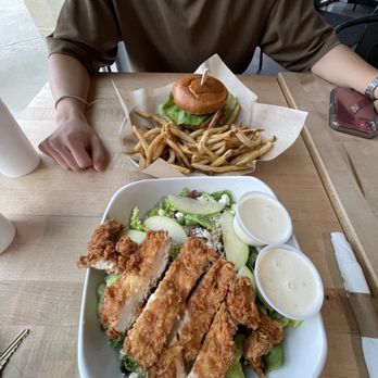 GROOVE BURGERS - Updated December 2024 - 90 Photos & 173 Reviews - 1791 ...