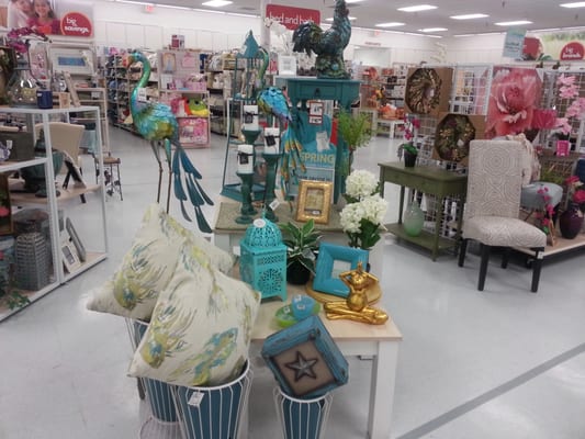 BEALLS OUTLET - Updated July 2025 - 15 Photos - 1048 Willow Creek Rd ...