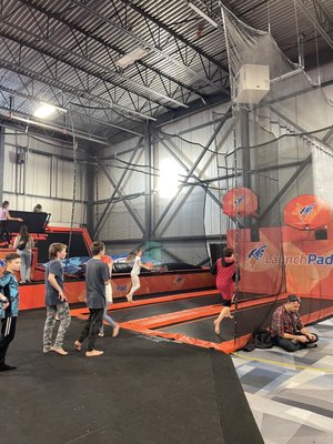 LAUNCHPAD TRAMPOLINE PARK - WEST - Updated December 2025 - 14 Photos ...