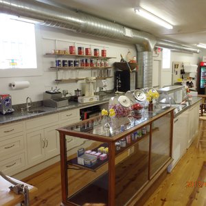 CROSSROADS GROCERY - 25 Photos & 17 Reviews - 8994 Hwy 52, Ellijay ...