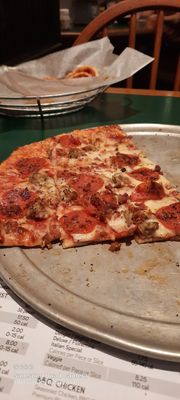 MONICAL’S PIZZA - Updated December 2025 - 16 Photos & 38 Reviews - 4333 ...