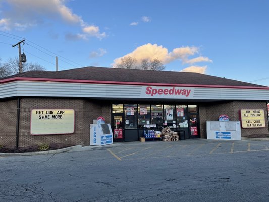 SPEEDWAY - Updated December 2025 - 15 Photos & 11 Reviews - 1626 West ...
