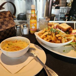 YARD HOUSE - 861 Photos & 1217 Reviews - Food near 1555 Court Pl ...