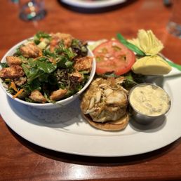 CLYDE’S OF GEORGETOWN - Updated January 2026 - 1612 Photos & 1633 ...