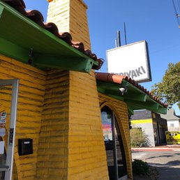 FAT FISH - Updated December 2025 - 743 Photos & 823 Reviews - 14701 E ...