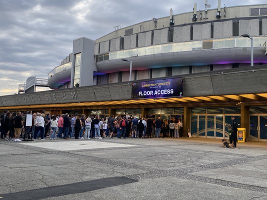 PACIFIC COLISEUM - Updated December 2025 - 253 Photos & 21 Reviews ...