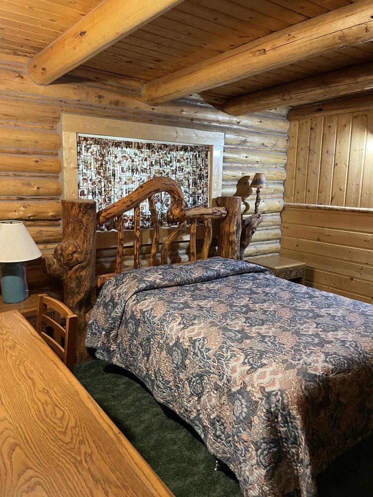 WILD ROSE RANCH - Updated May 2024 - 32 Photos - 3778 Hwy 87, Island ...