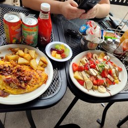 SCRAMBLERS CAFE - Updated September 2024 - 1965 Photos & 1620 Reviews ...