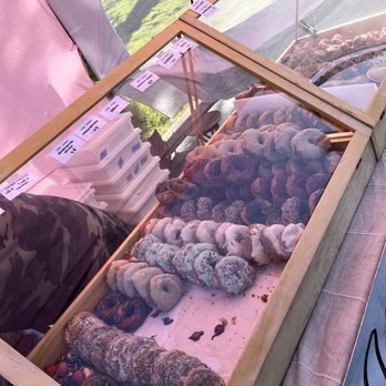 VIO HANDCRAFTED PASTRIES - Updated May 2024 - 251 Photos & 103 Reviews ...