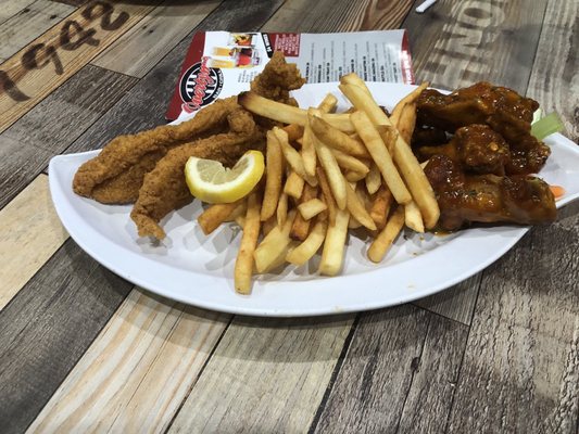 OVERTYME BAR & GRILL - Updated December 2025 - 23 Photos & 30 Reviews ...