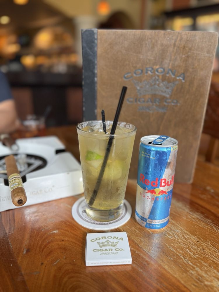CORONA CIGAR COMPANY & DIAMOND CROWN LOUNGE - Updated July 2025 - 223 ...