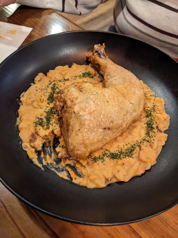 WOW STORE - Updated December 2025 - 11 Photos - 240 Riverview Drive ...