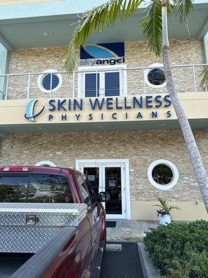 SKIN WELLNESS PHYSICIANS - Updated November 2025 - 23 Photos & 34 ...