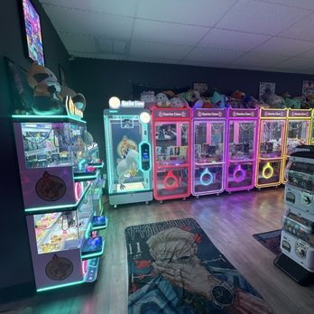 GACHA CLAW - Updated August 2025 - 202 Photos & 101 Reviews - 5625 S ...