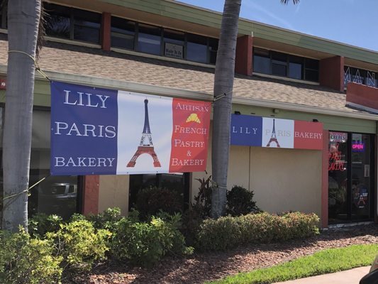 LILY PARIS BAKERY - Updated July 2024 - 47 Photos & 16 Reviews - 12995 ...
